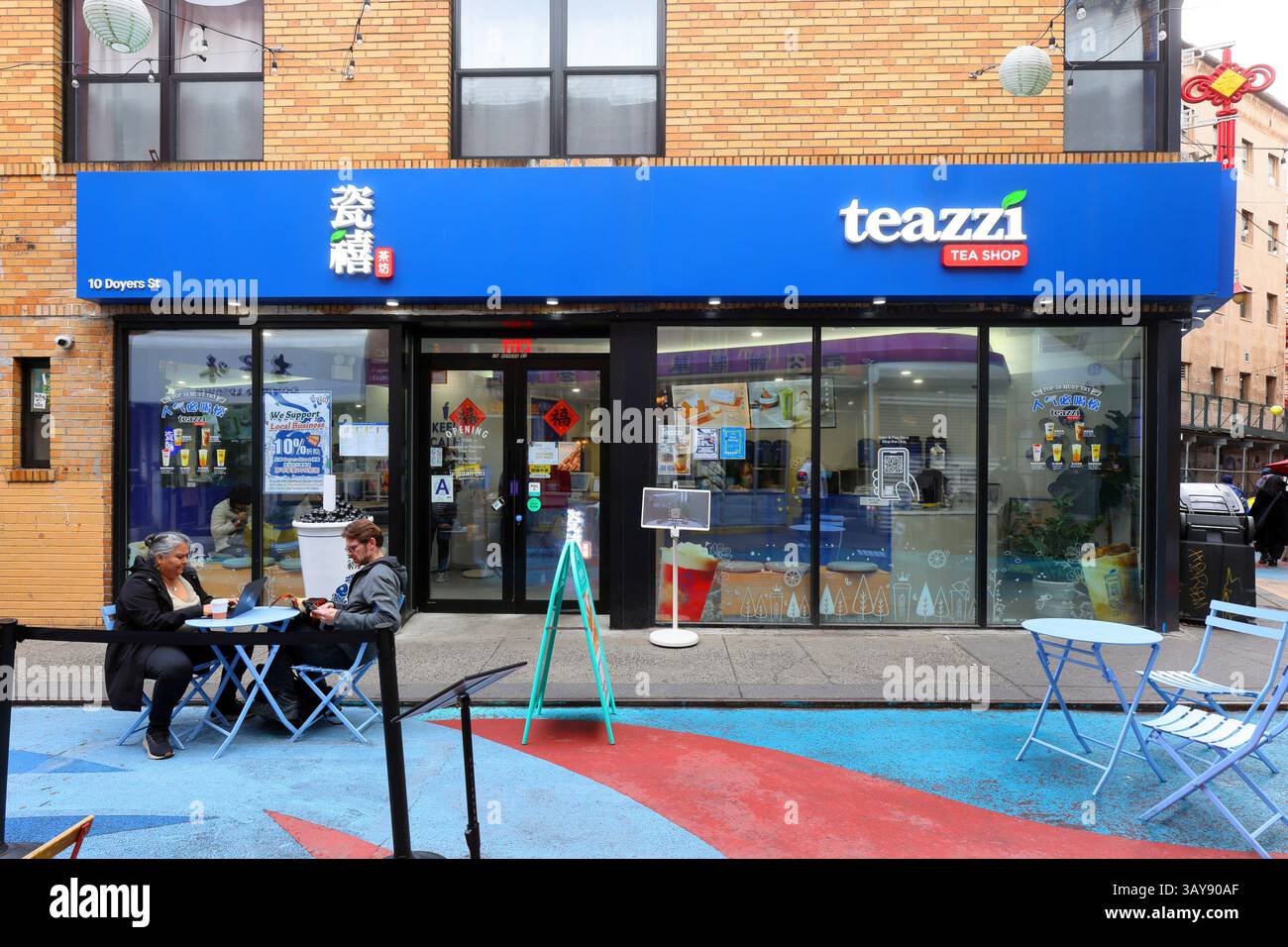 10 doyers st hi-res stock photography and images - Alamy