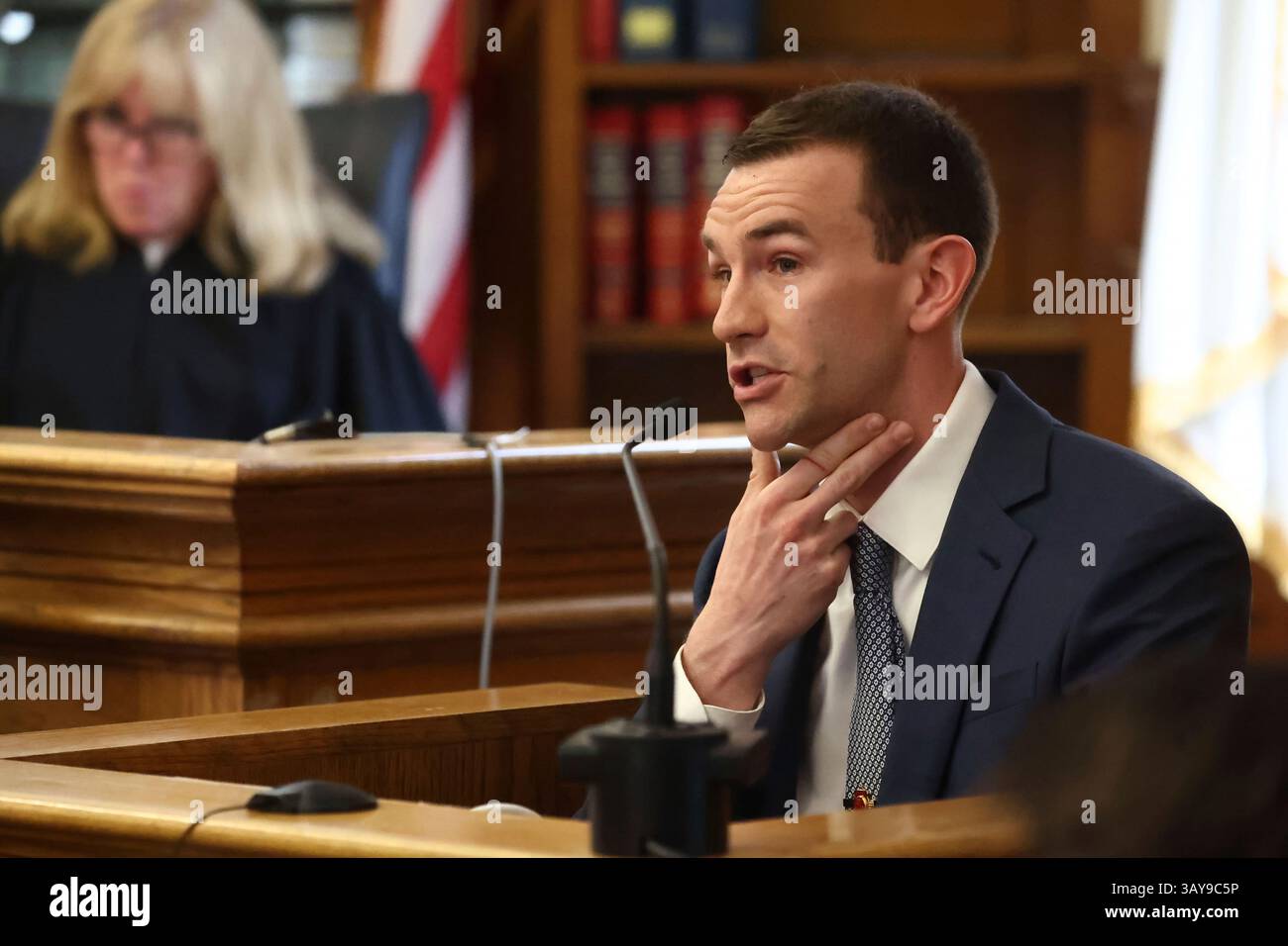 Canton Fire Department paramedic Timothy Nuttall shows how to do a ...