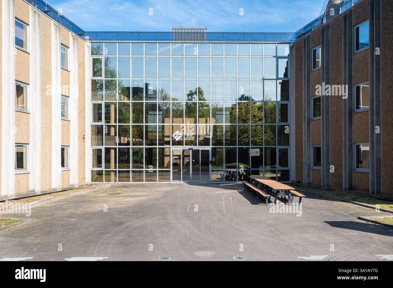 The RIC Group, a family owned laboratorium center in Kortrijk, West ...