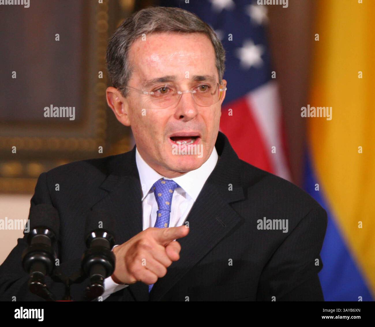 Visita presidente de colombia hi-res stock photography and images - Alamy