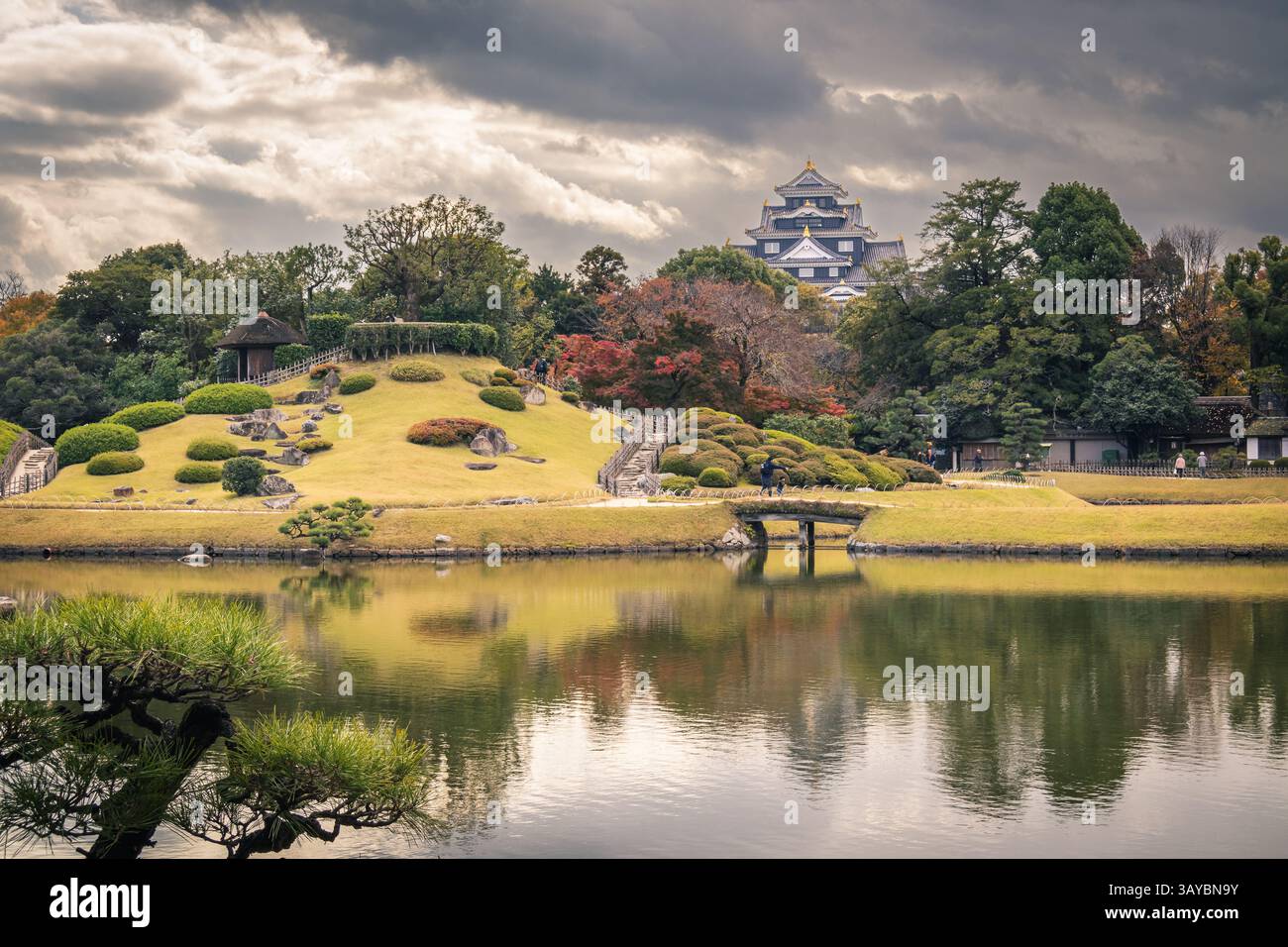 The famous japanese garden Koraku-en, in okayama, Japan Stock Photo - Alamy