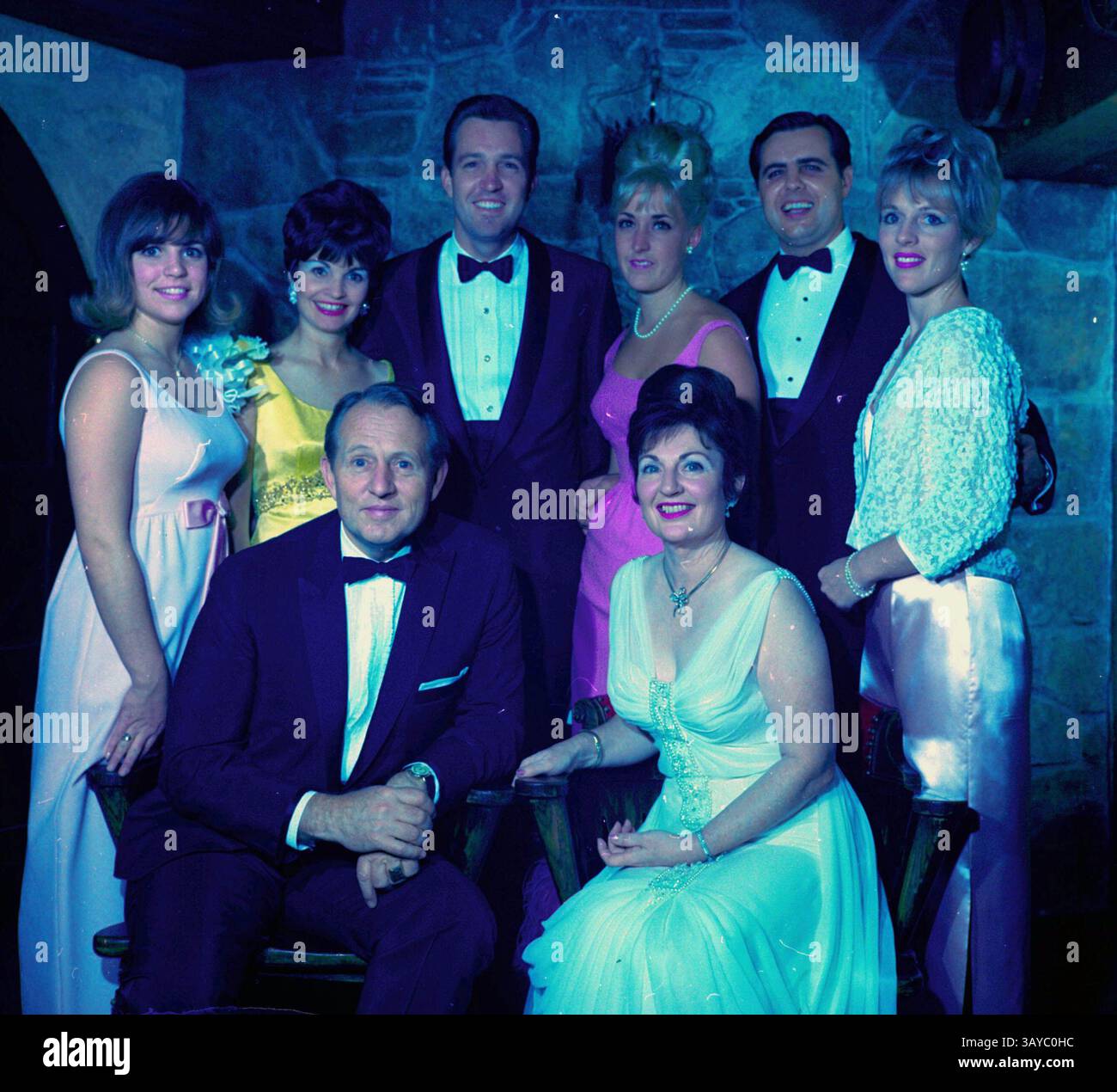 May 27, 2010 - ART LINKLETTER WITH WIFE LOIS FOERSTER AND CHILDREN ...