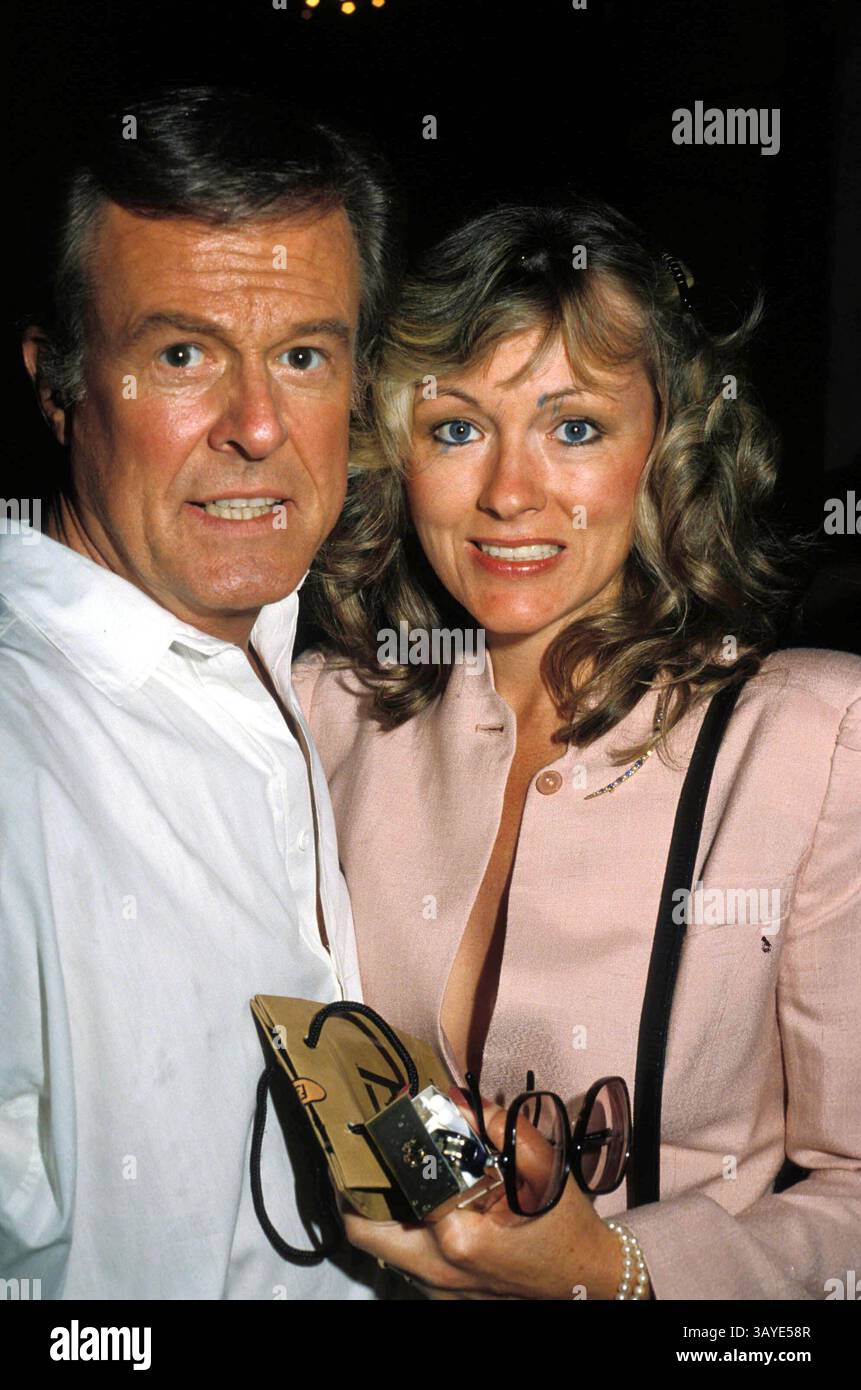 Dec. 00, 1982 - ROBERT CULP WITH WIFE Candace Faulkner 1982 ...
