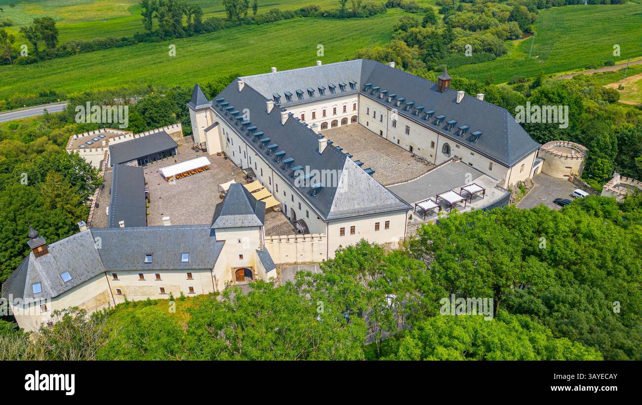 Viglassky zamok hi-res stock photography and images - Alamy