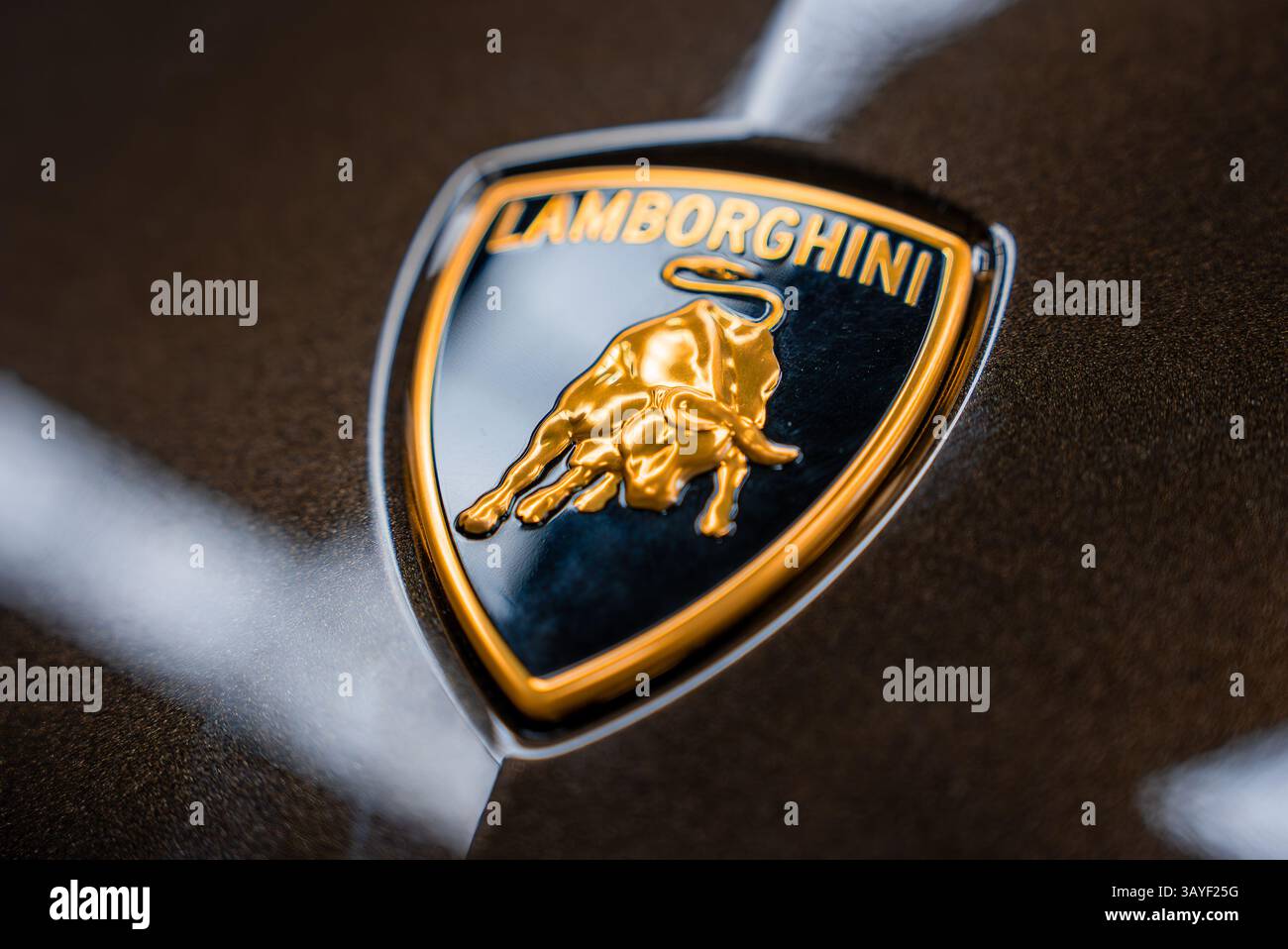 Glossy black lamborghini sports hi-res stock photography and images - Alamy