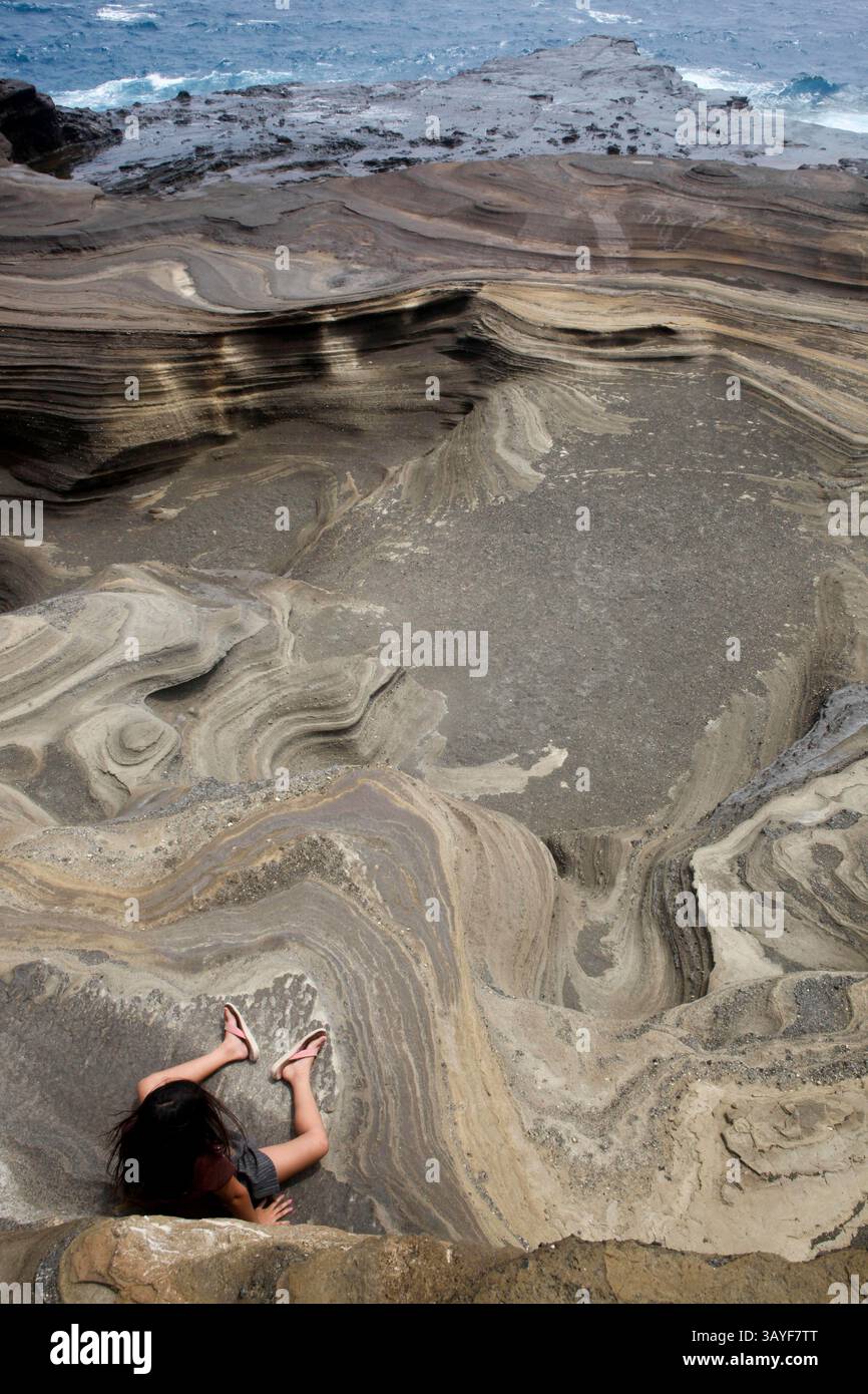 Jul 19, 2010 - Oahu, Hawaii, USA - Coastal rock formations created by ...