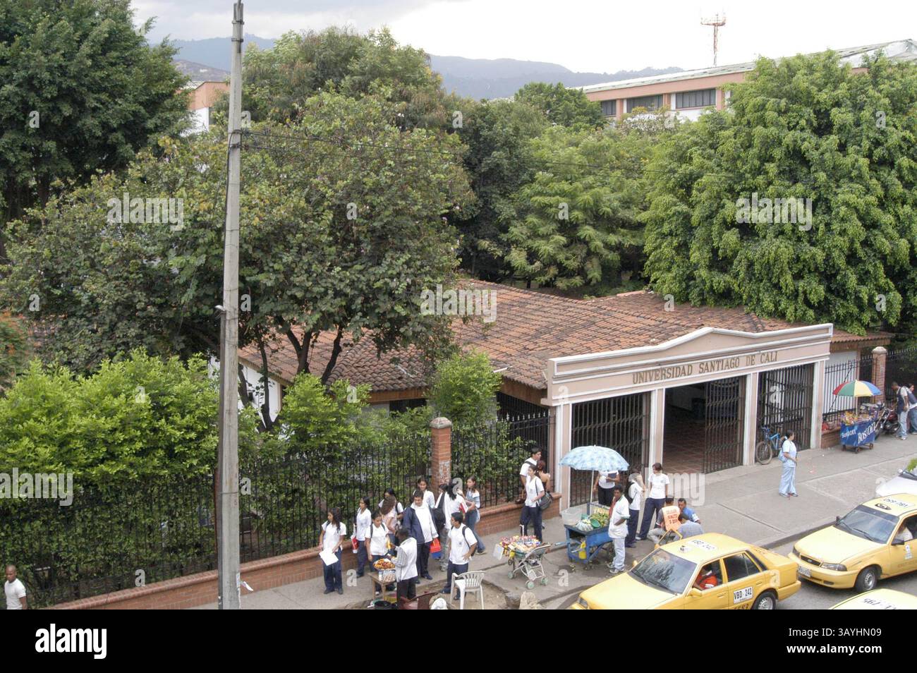 Universidad y carrera hi-res stock photography and images - Alamy
