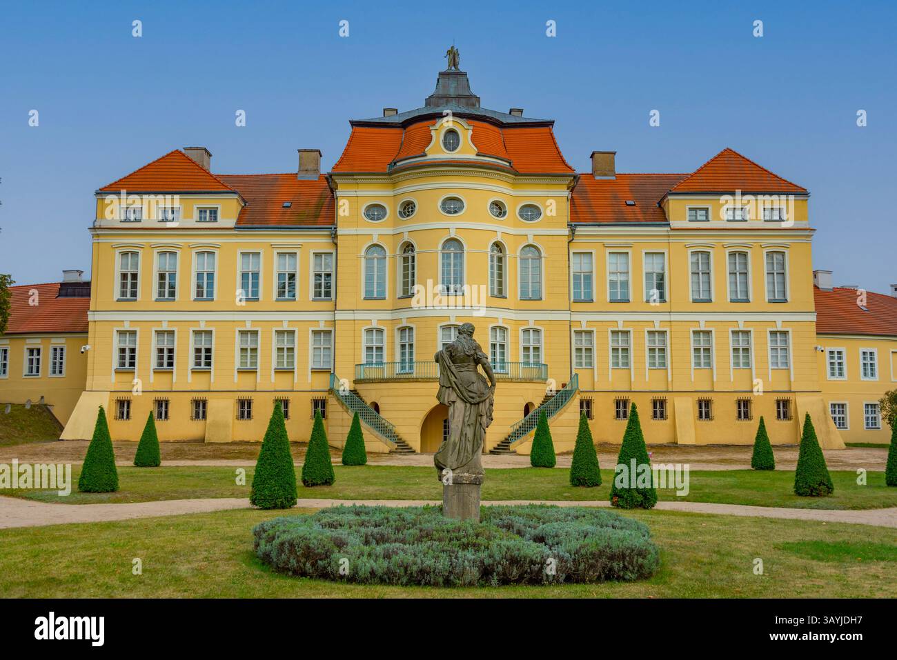Rogalin palace and park hi-res stock photography and images - Alamy