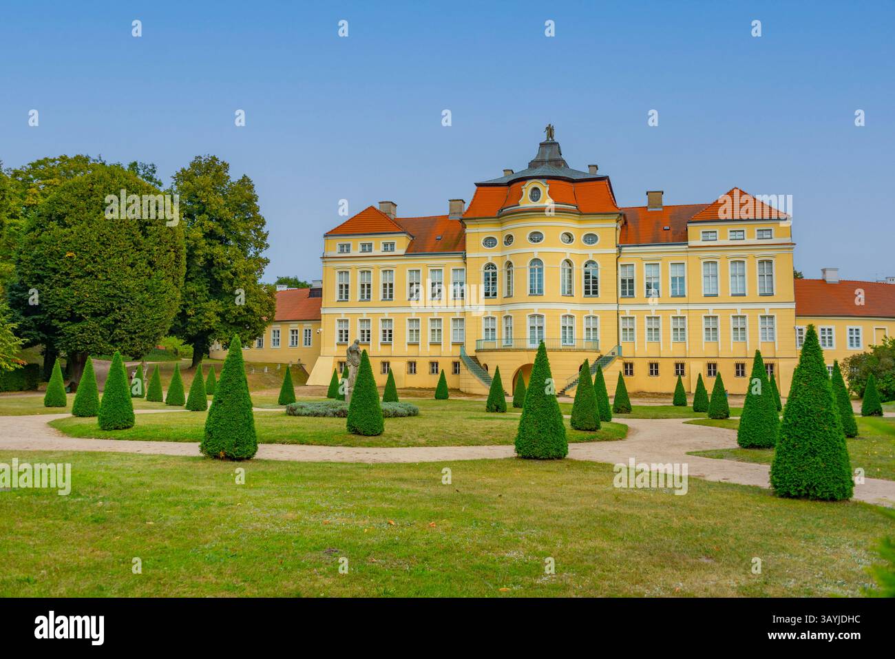 Rogalin palace and park hi-res stock photography and images - Alamy