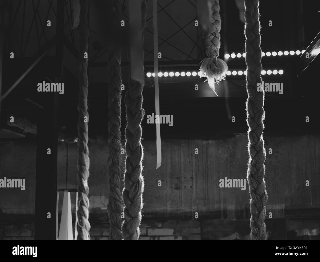 This is an Artistic Display of Ropes beautifully showcased in the Soft ...