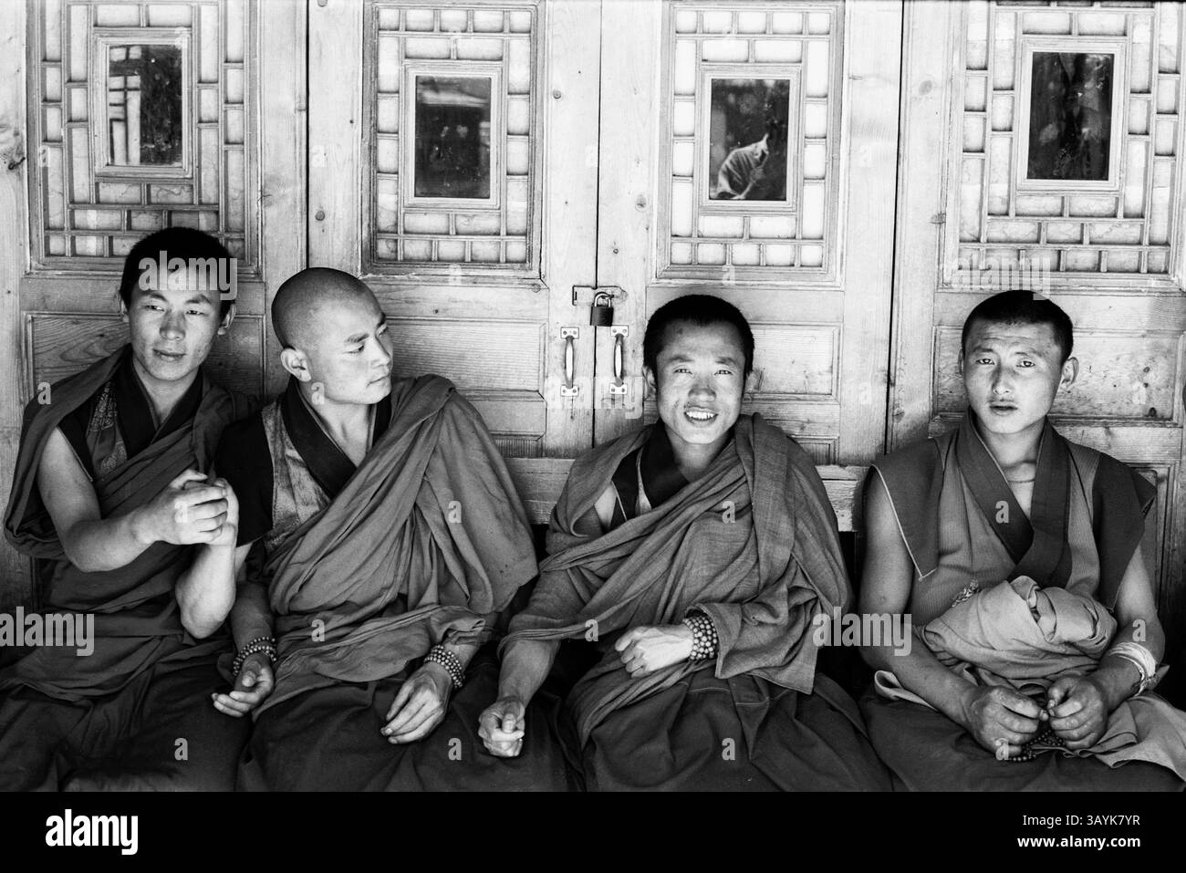 Tibetan buddhist monks in labrang Black and White Stock Photos & Images ...