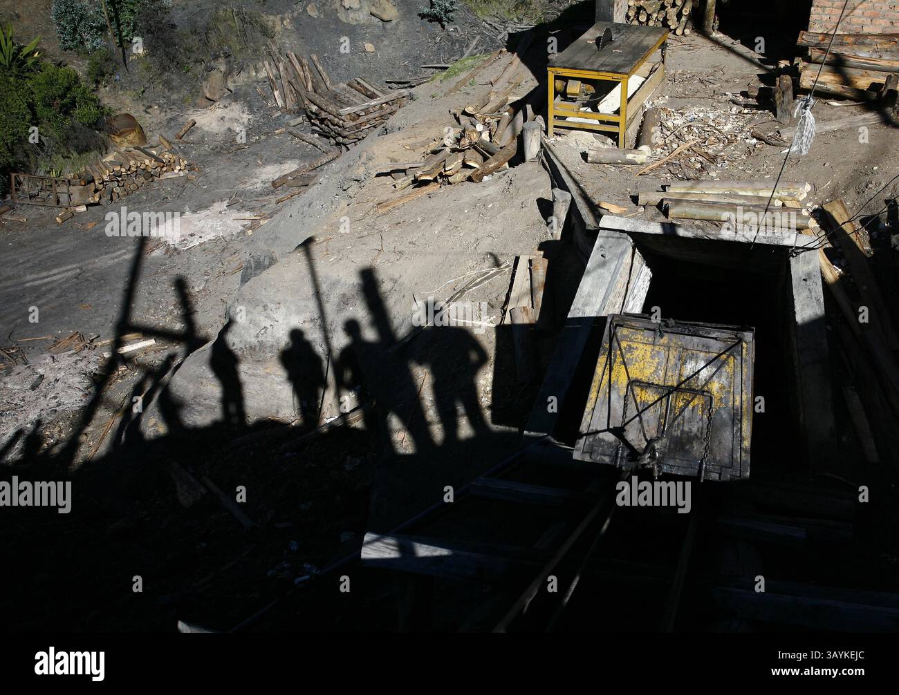 Minero trabajando hi-res stock photography and images - Alamy