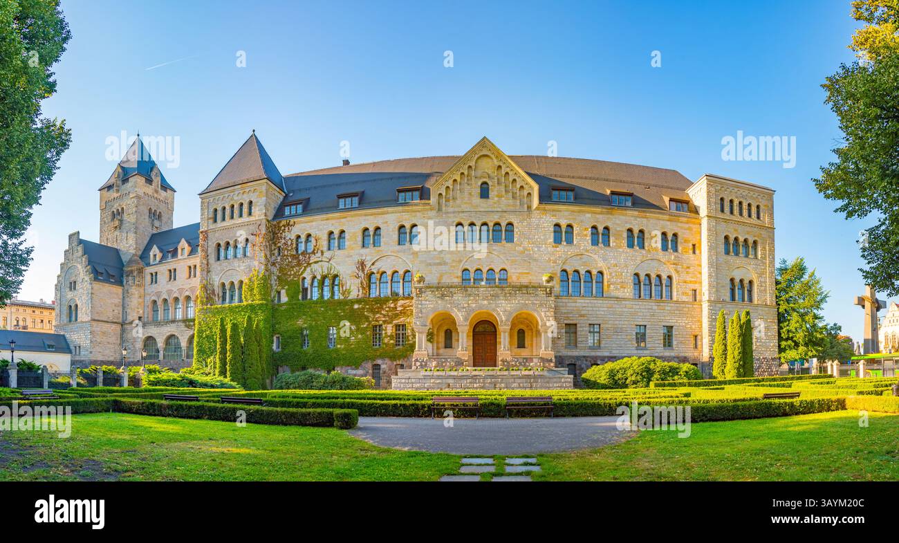 Imperial castle in poznan palace hi-res stock photography and images ...