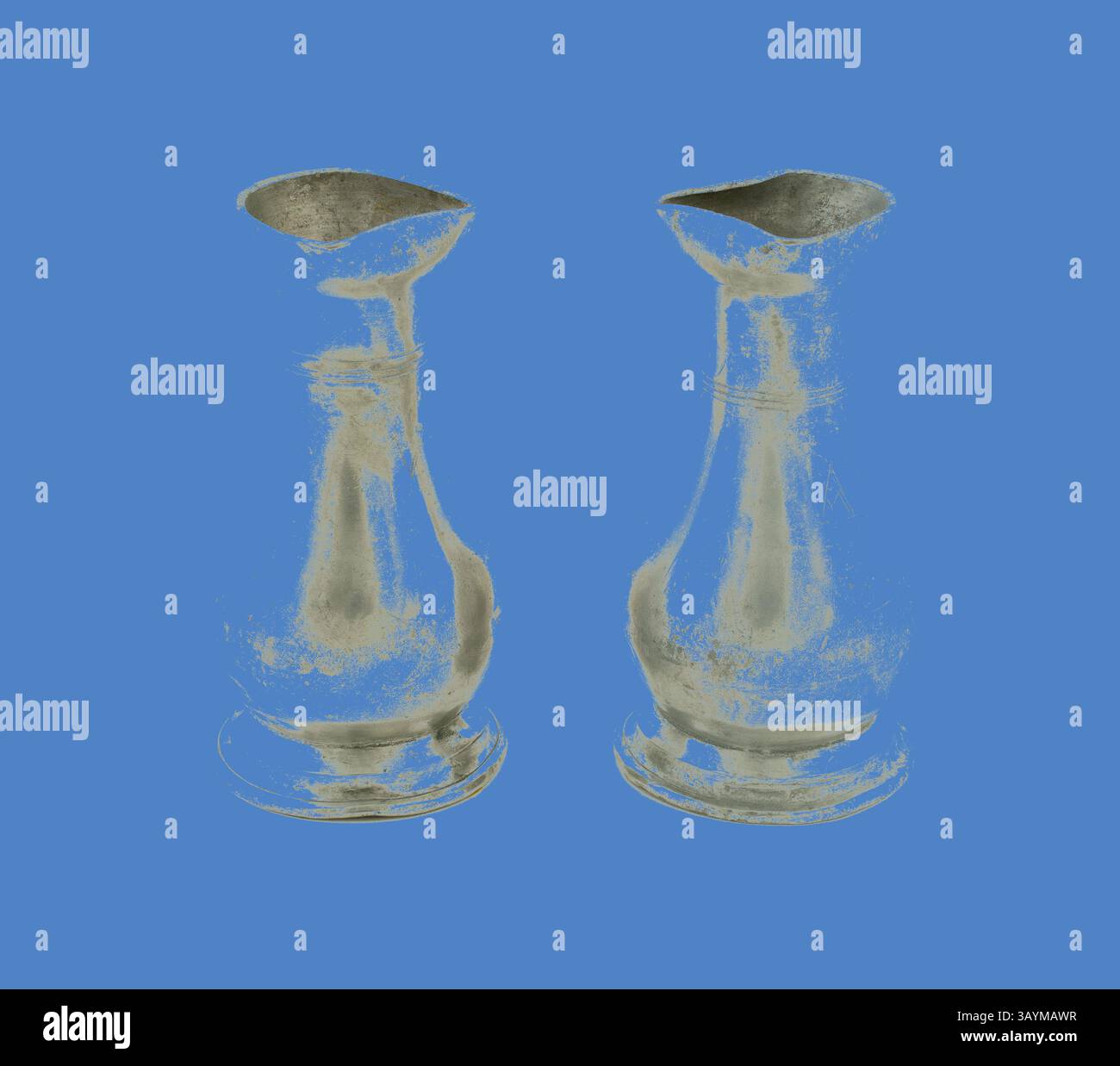 Two tarnished metallic jugs hi-res stock photography and images - Alamy