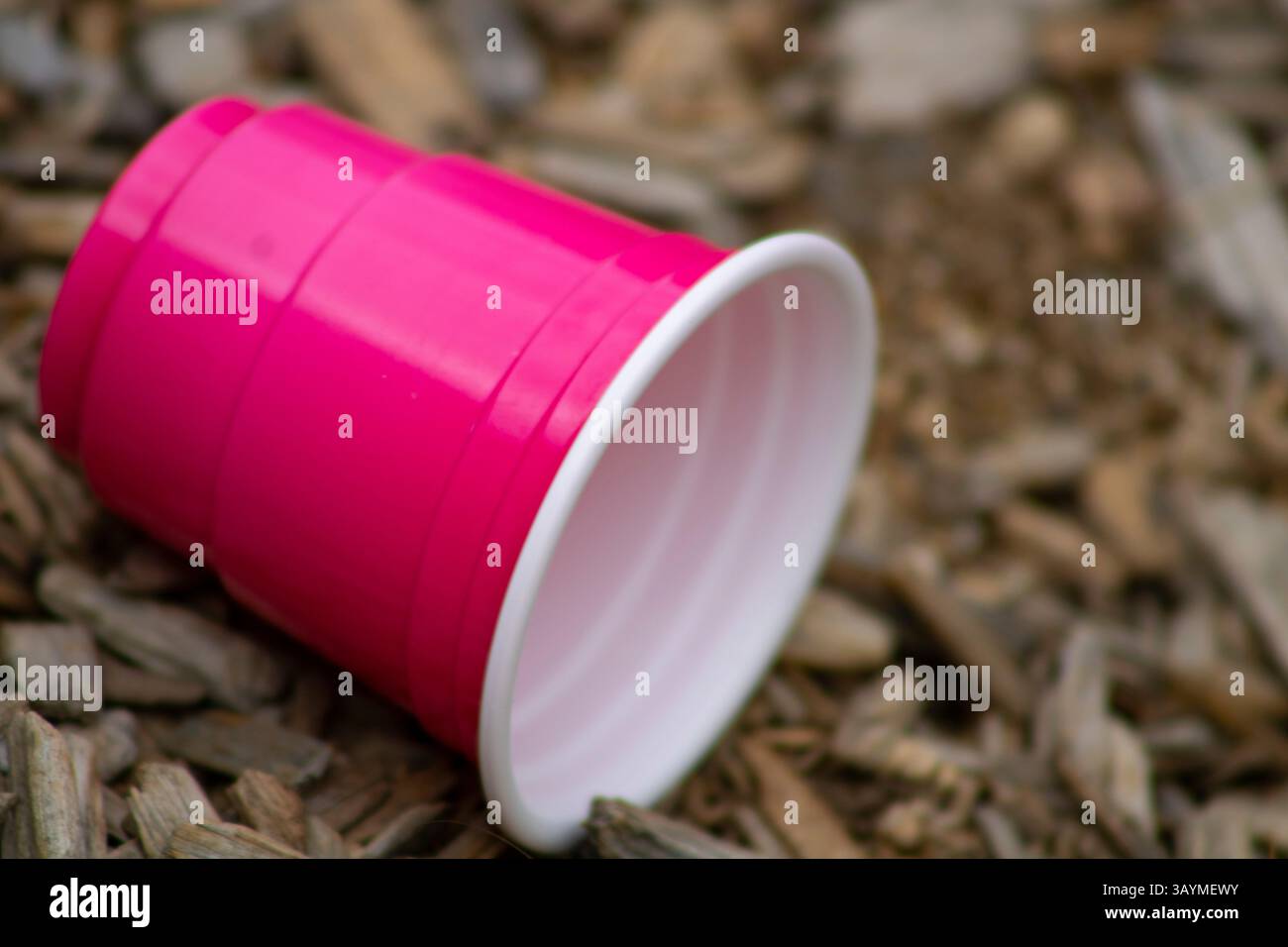 hot pink miniature solo cup Stock Photo - Alamy