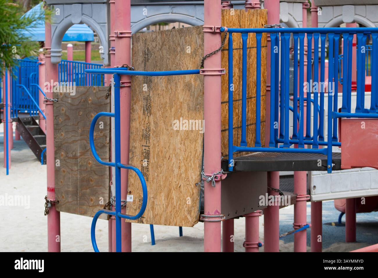 park playground under construction Stock Photo - Alamy