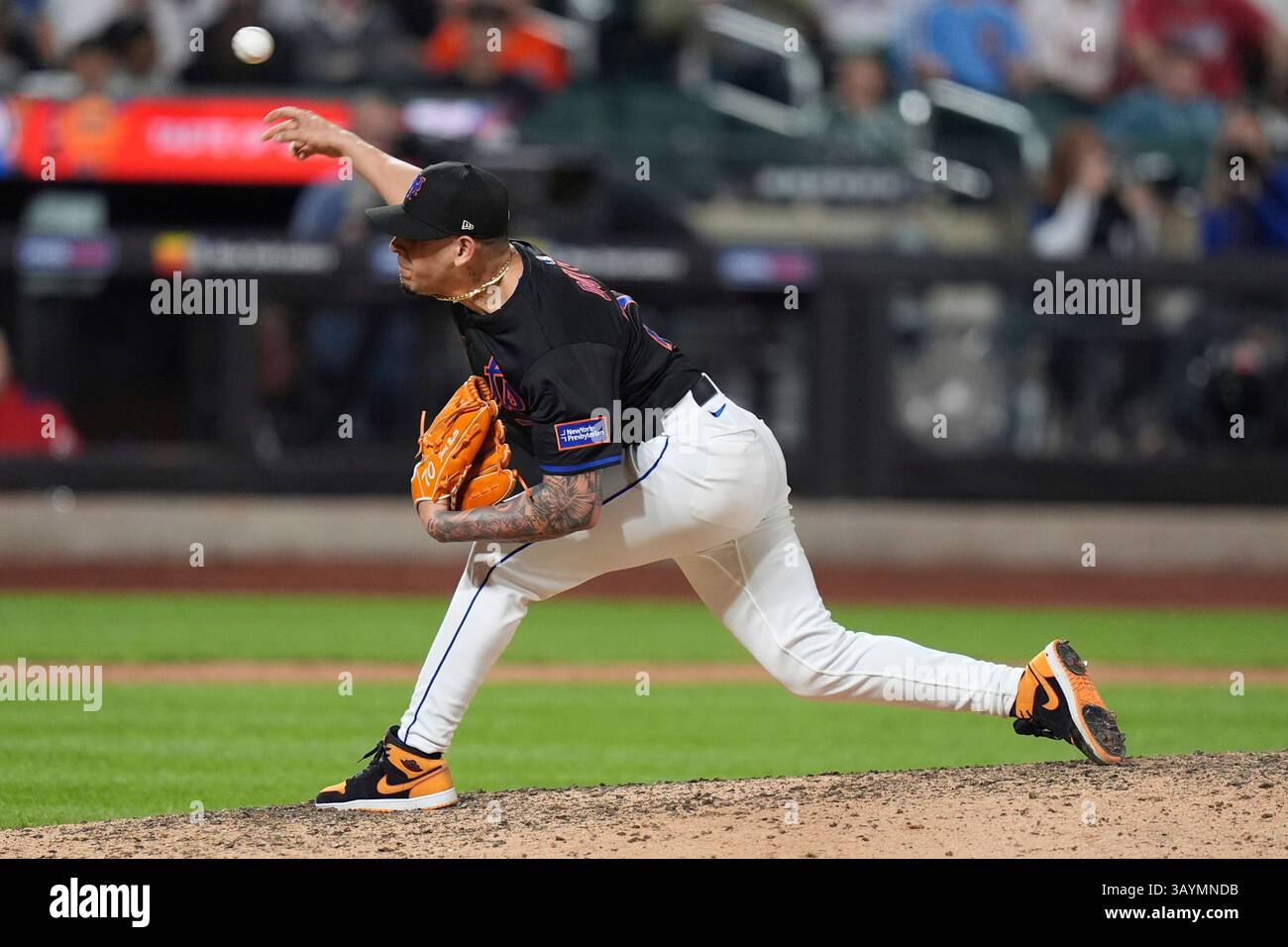 New York Mets' José Buttó pitches during the ninth inning of a baseball ...