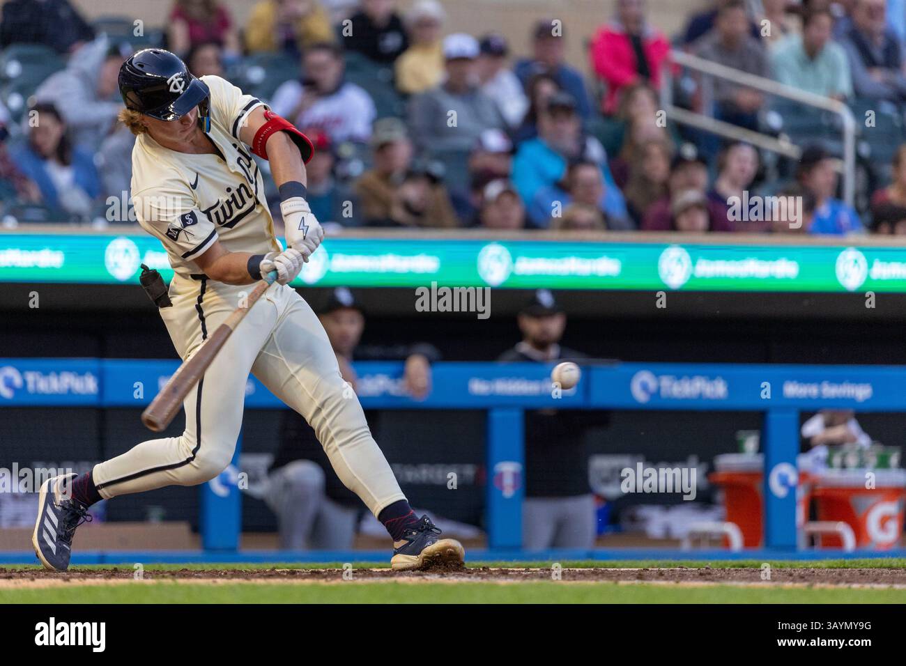 Minneapolis, Minnesota, USA. 22nd Apr, 2025. Minnesota Twins player ...