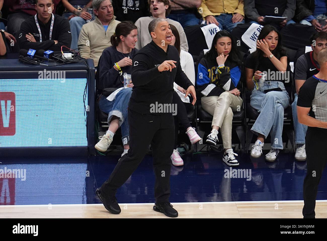 Los Angeles Clippers head coach Tyronn Lue () in the first half of Game ...