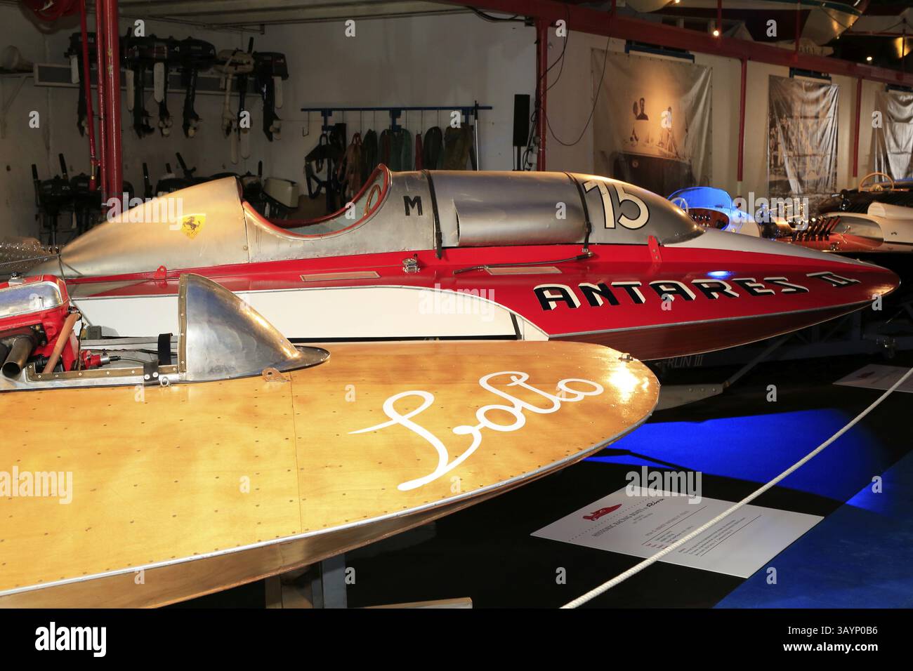 Riva racing boat, Timossi Lollo and Abbate-Ferrari Racer F1 Antares II ...