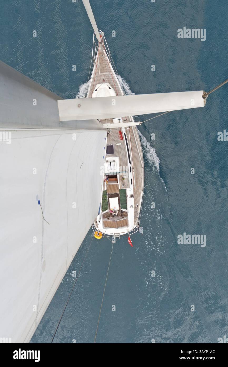 Sailing top hi-res stock photography and images - Alamy