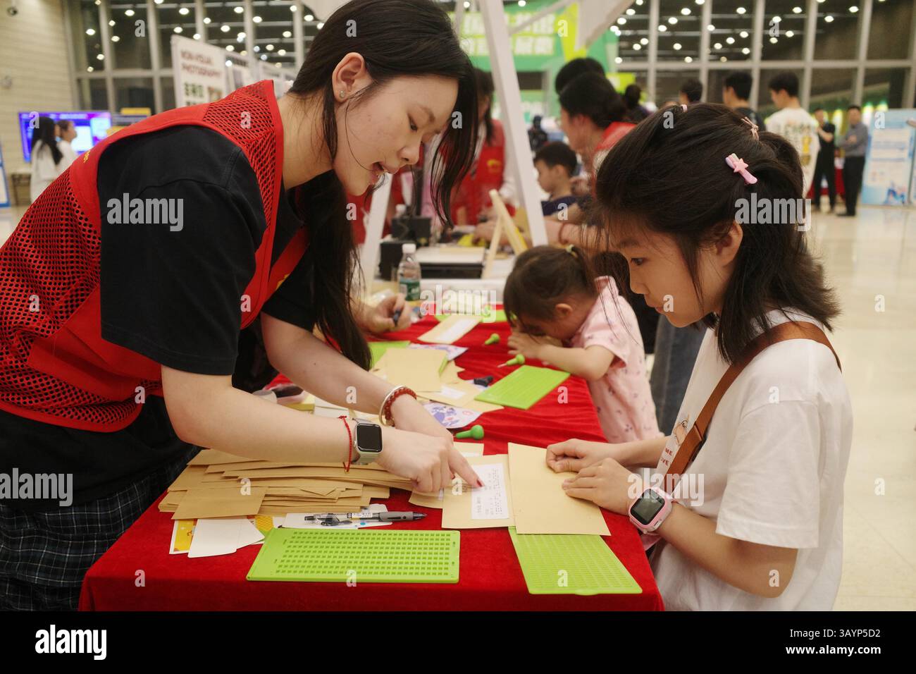 **CHINESE MAINLAND, HONG KONG, MACAU AND TAIWAN OUT** People take part ...