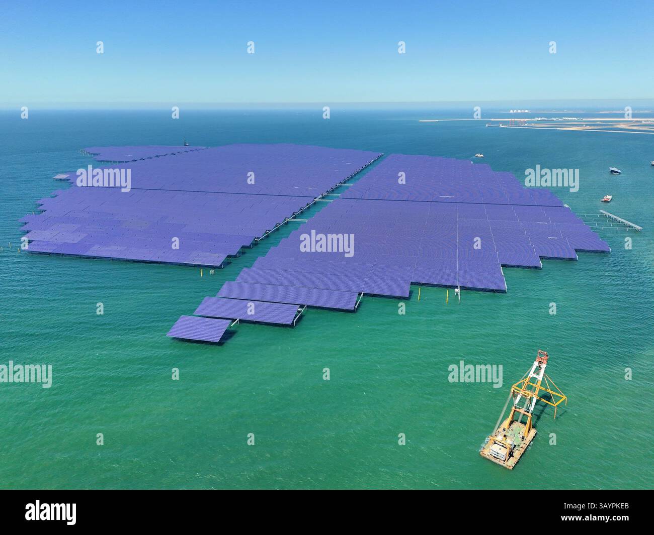 The 400-megawatt offshore pile foundation fixed offshore photovoltaic ...