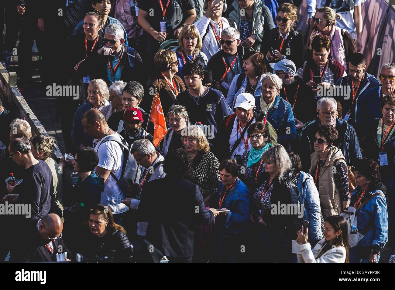 Pope Francis body is carried in a coffin into Saint Peter s Basilica ...