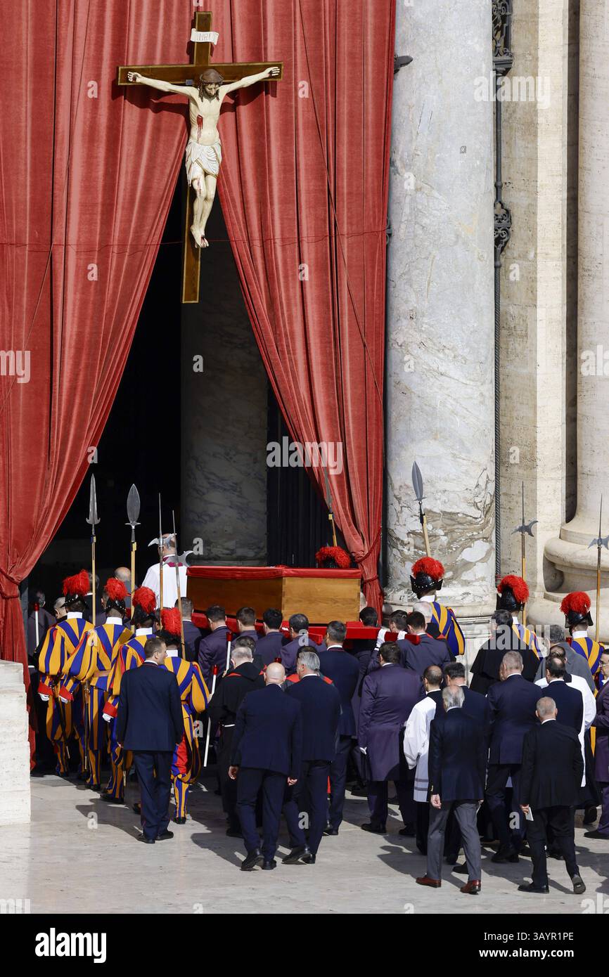 News - Pope Francis body is carried in a coffin into Saint Peter s ...