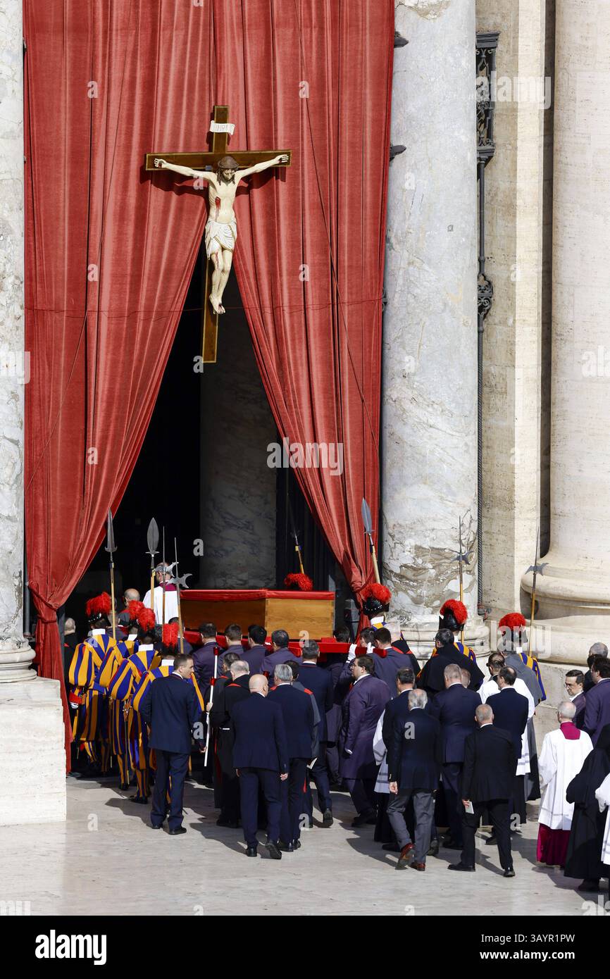 News - Pope Francis body is carried in a coffin into Saint Peter s ...