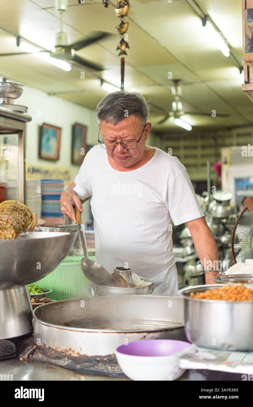 Unidentified eat thai noodle soup hi-res stock photography and images ...