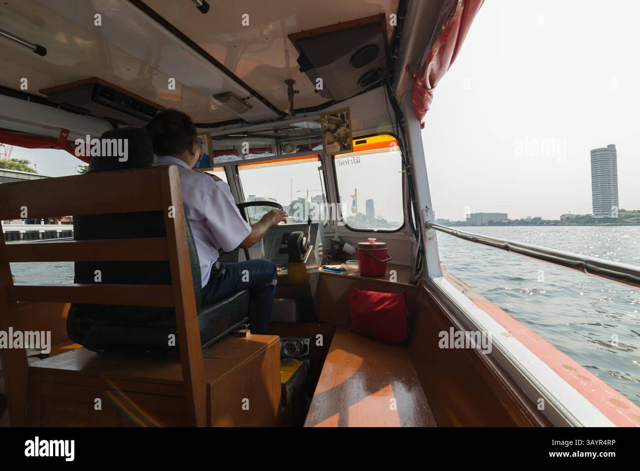 Bangkok, Thailand - March 6, 2016 : Boat driver service for Tourist the ...