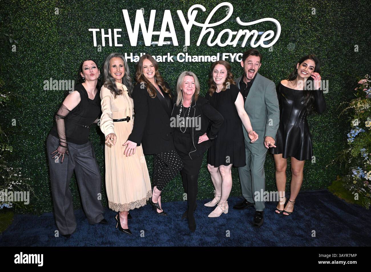 Chyler Leigh, Andie MacDowell, Alexandra Clarke, Heather Conkie, Marly ...