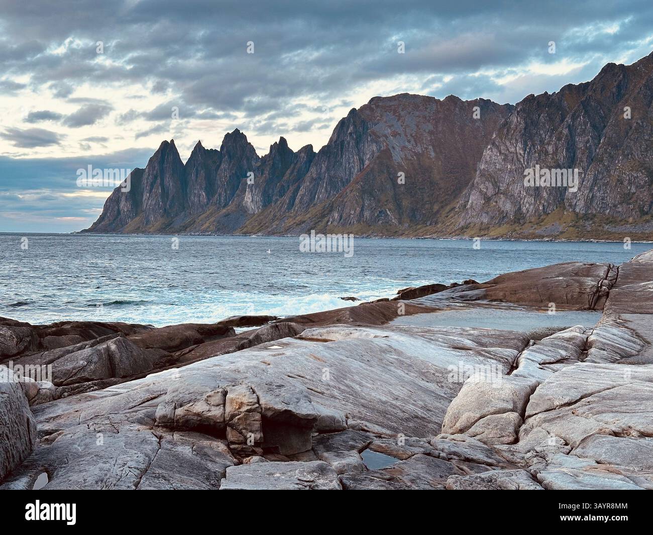 Tungeneset Walkway Overlooking Okshornan Peaks: Devil’s Teeth on Senja ...