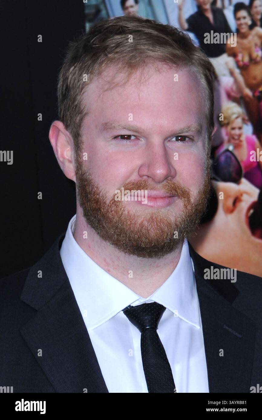 Henry Zebrowski at the 'The Wolf Of Wall Street' premiere at Ziegfeld ...
