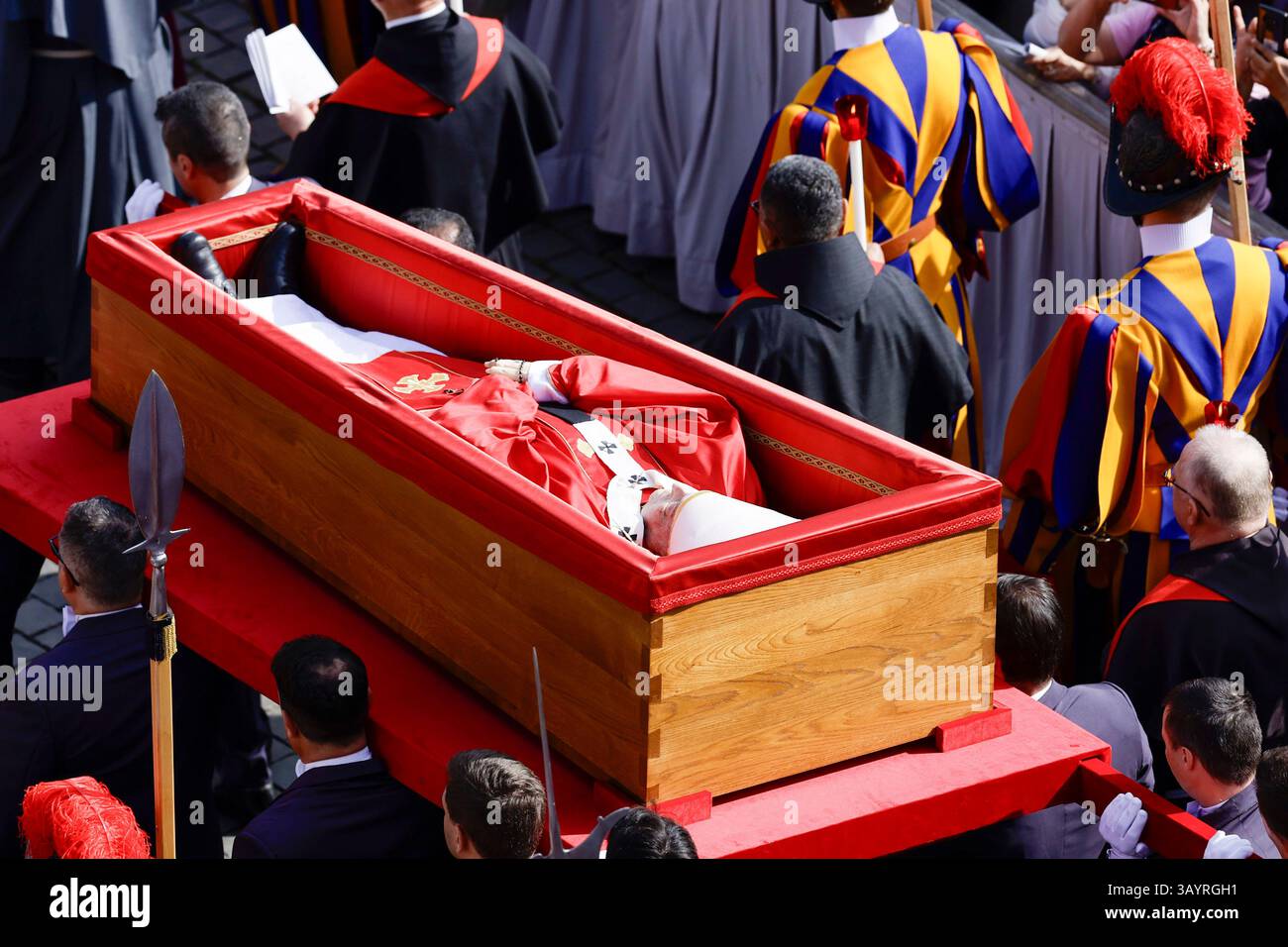 Pope Francis' body is carried in a coffin into Saint Peter's Basilica ...
