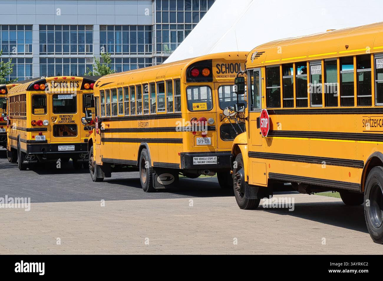 North American Yellow School Bus Stock Photo - Alamy