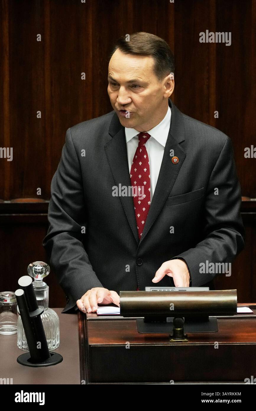 Poland's Foreign Minister Radek Sikorski gives a speech to the Polish ...