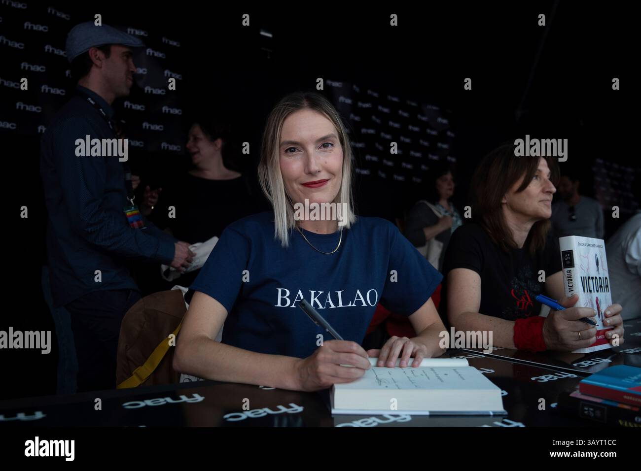 The journalist and writer Beatriz Serrano, during the signing of one of ...