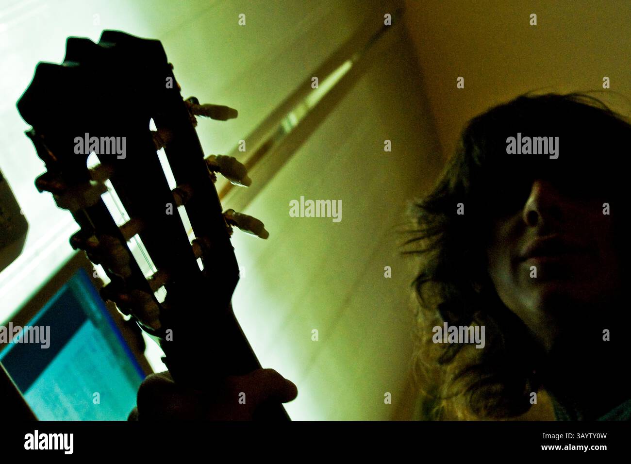 Inside house music in hi-res stock photography and images - Alamy