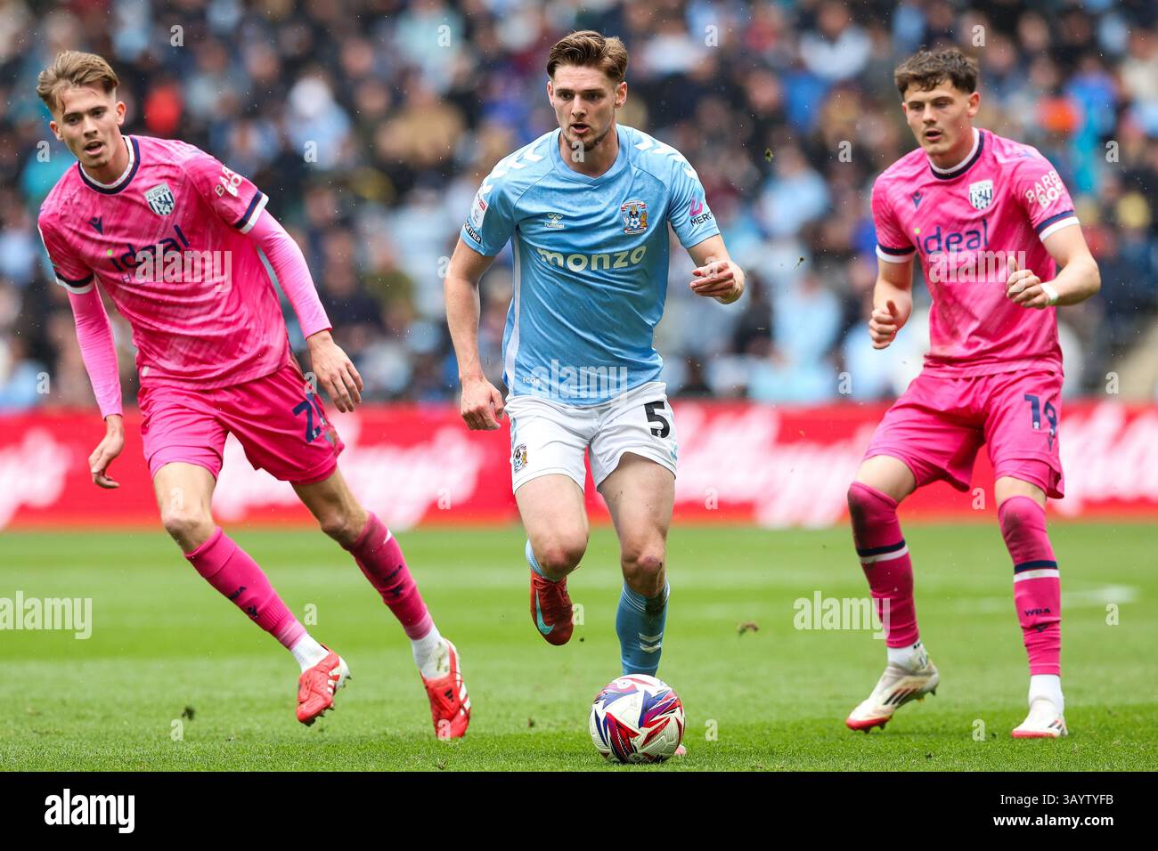 Coventry City's Jack Rudoni during the Sky Bet Championship match at ...