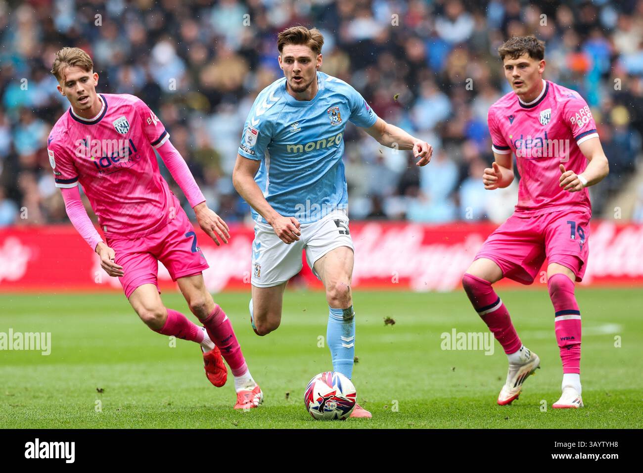 Coventry City's Jack Rudoni during the Sky Bet Championship match at ...