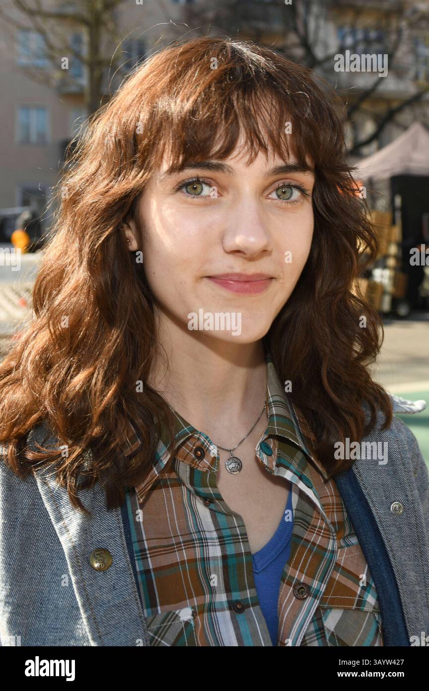 Marie Louise Albertine Becker beim Fototermin am Set der ZDF Serie ...