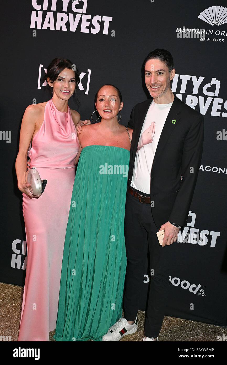 Kelly Kent with Lauren Secchi and Stephen Secchi attendThe City Harvest ...