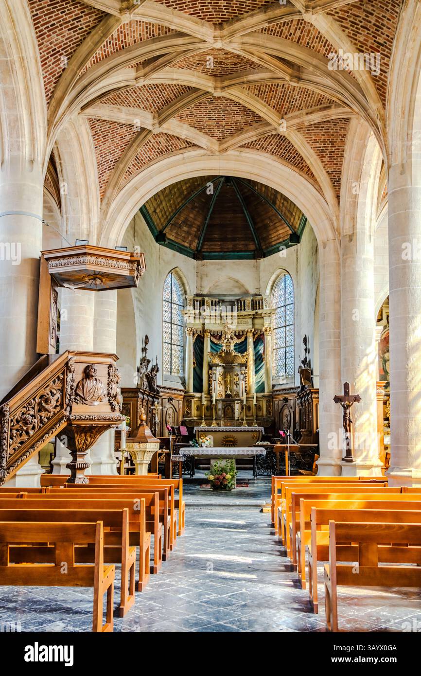 Eglise de la commune de Mastaing, village situé en région Hauts de ...