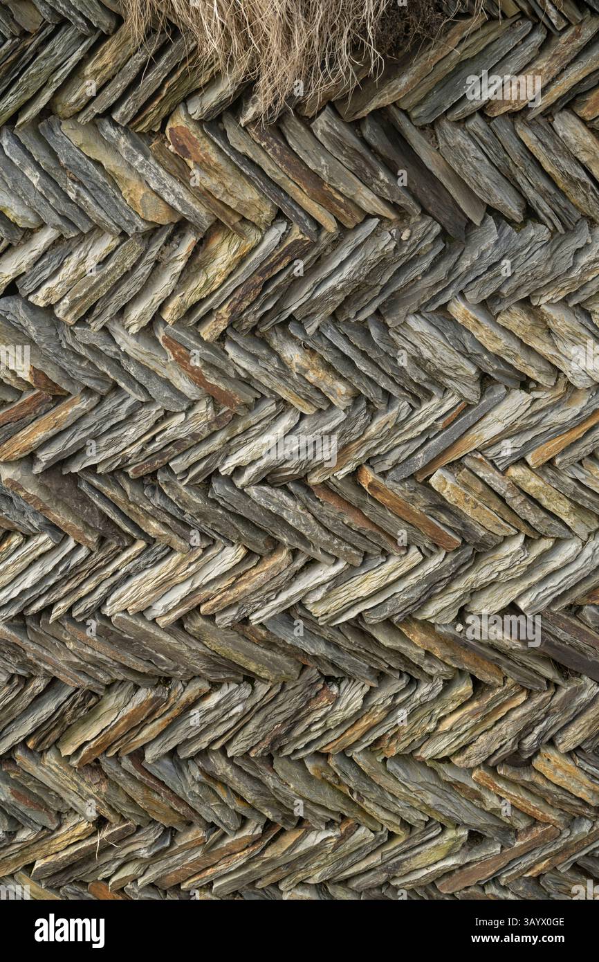 Cornish herringbone stone hedge hi-res stock photography and images - Alamy