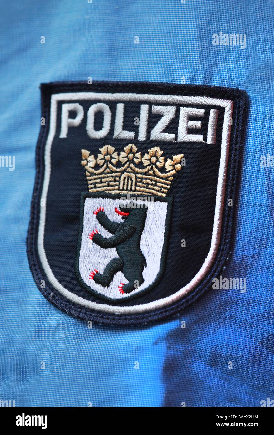 Pölizei GER, Berlin 20250328, Polizeiuniform *** Police GER, Berlin ...