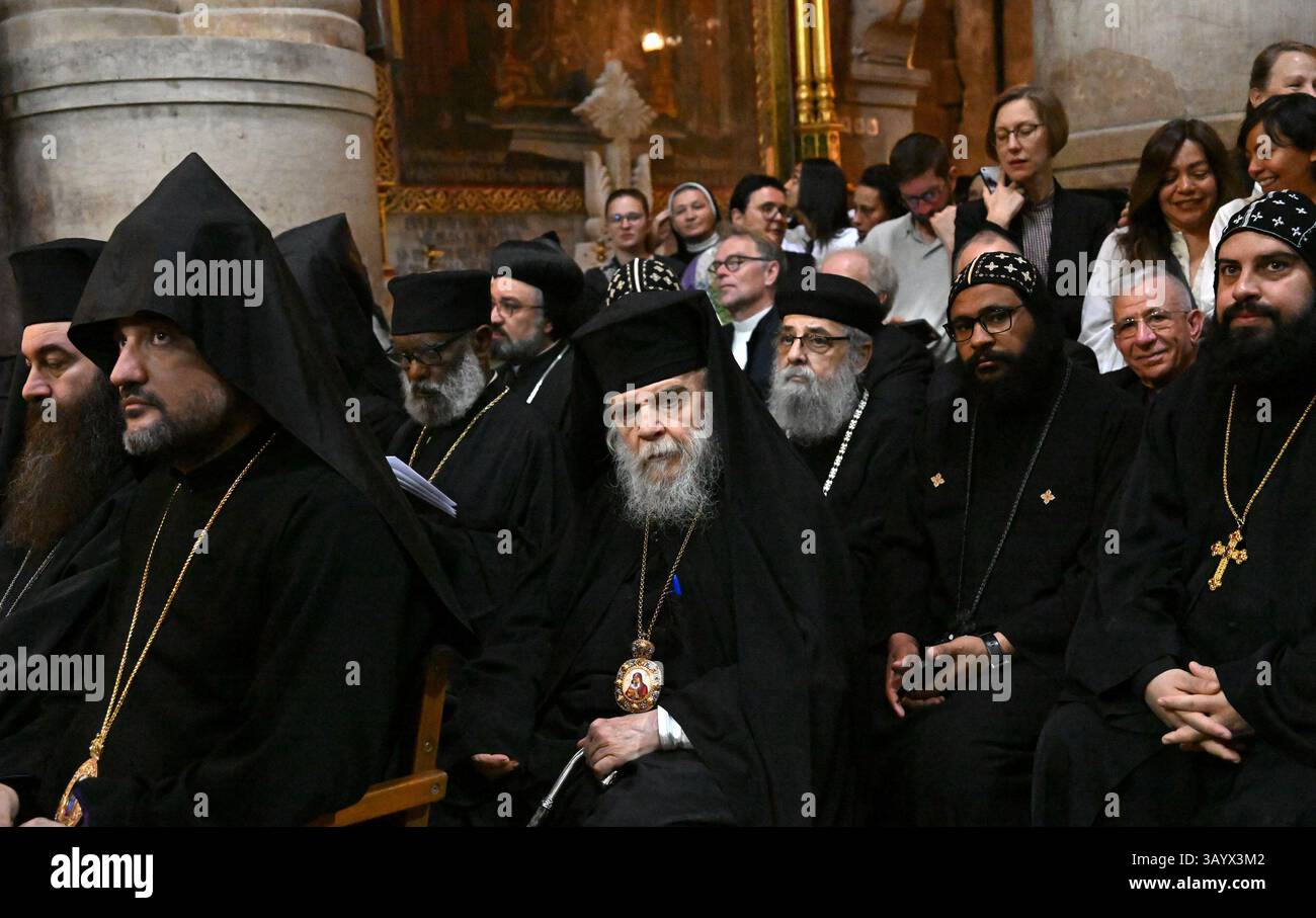 Old City Jerusalem, Israel. 23rd Apr, 2025. Priests from the Greek ...