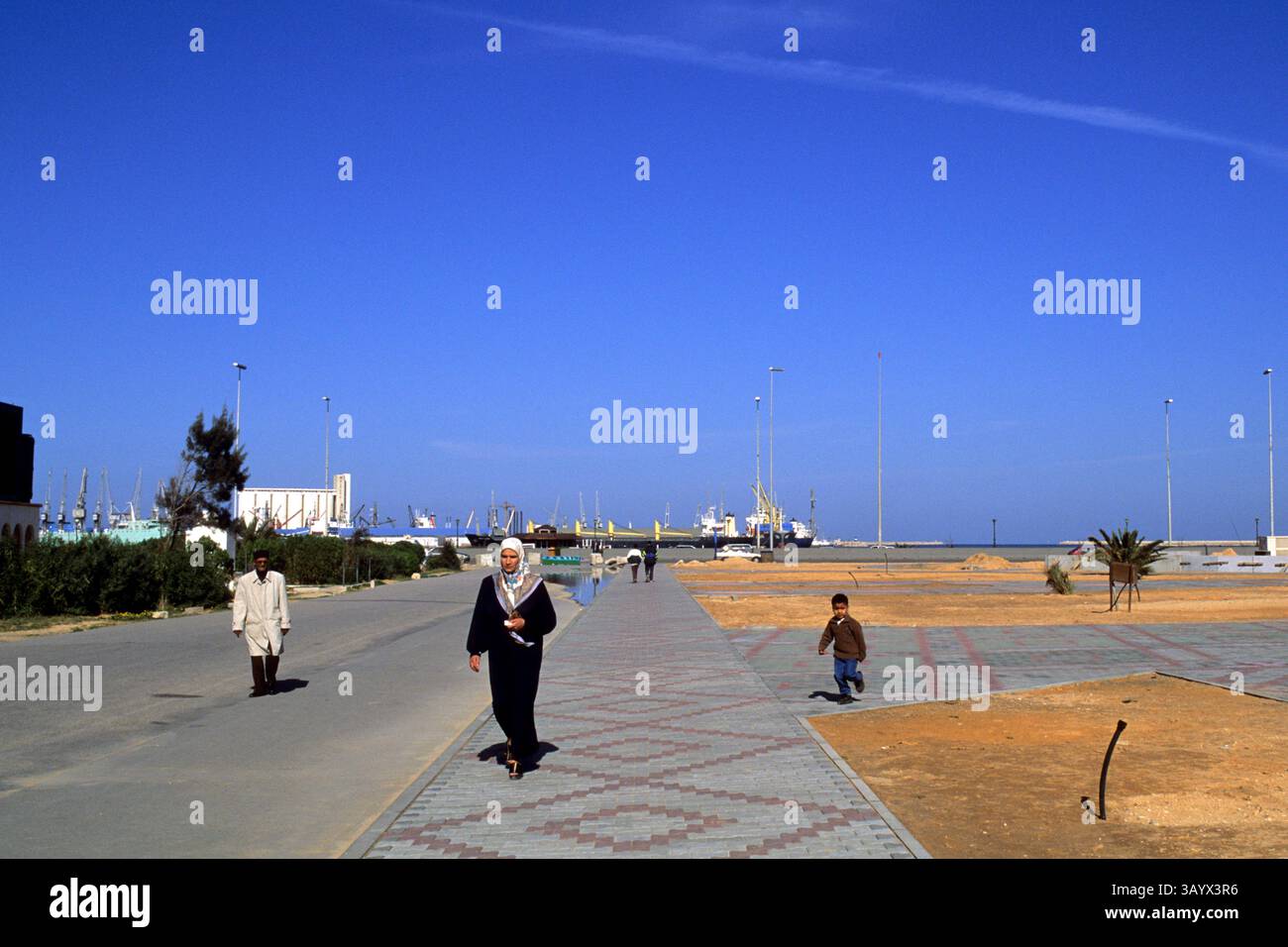 Chador. Woman Wearing Traditional Chador In Downtown Tripoli. Libya ...