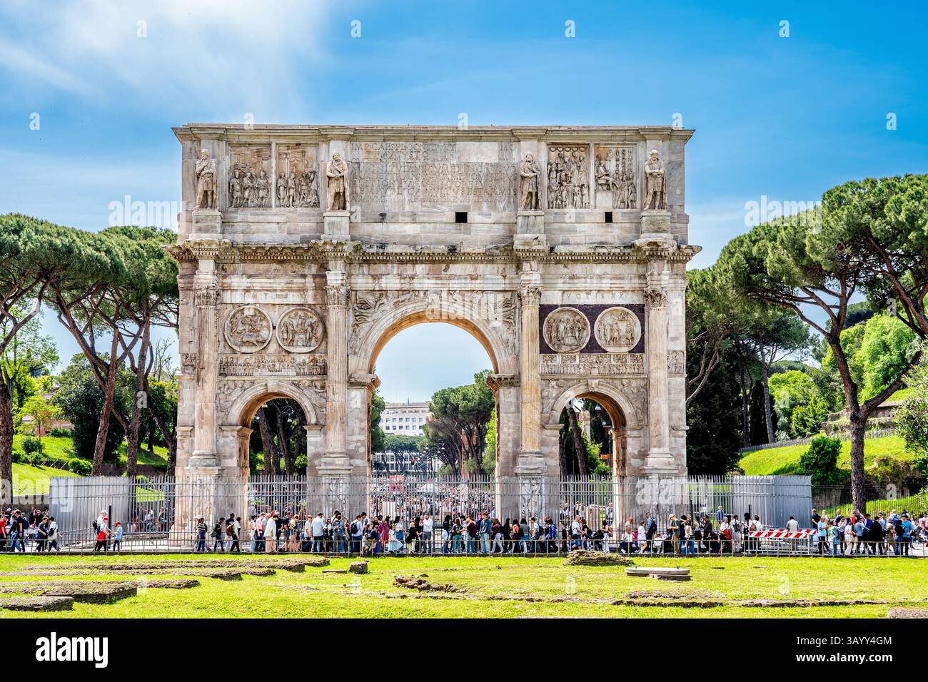 Arch of Constantine, triple triumphal arch (315 AD) to celebrate ...